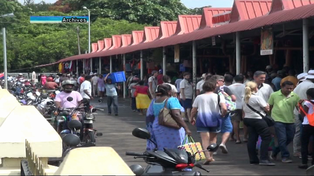 Flacq : Une nouvelle passerelle reliera le marché et la gare d'autobus ...