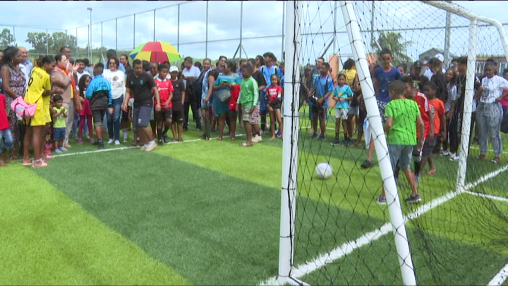 [VIDÉO] Pointe aux Sables accueille plusieurs installations sportives ...